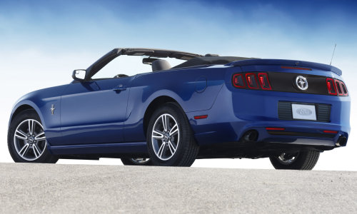 The back end of the new 2013 Ford Mustang V6 Convertible | Torque News